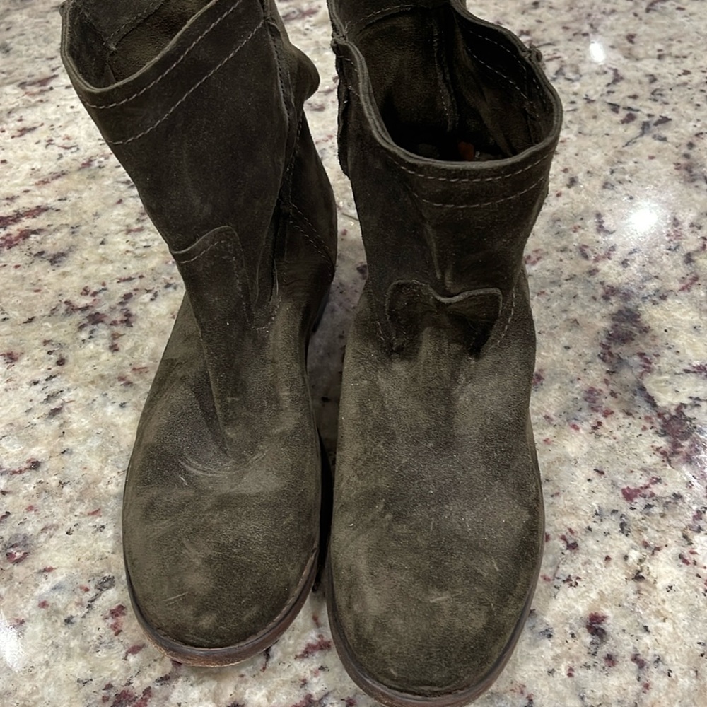 Frye Chocolate Suede Boots - Gem